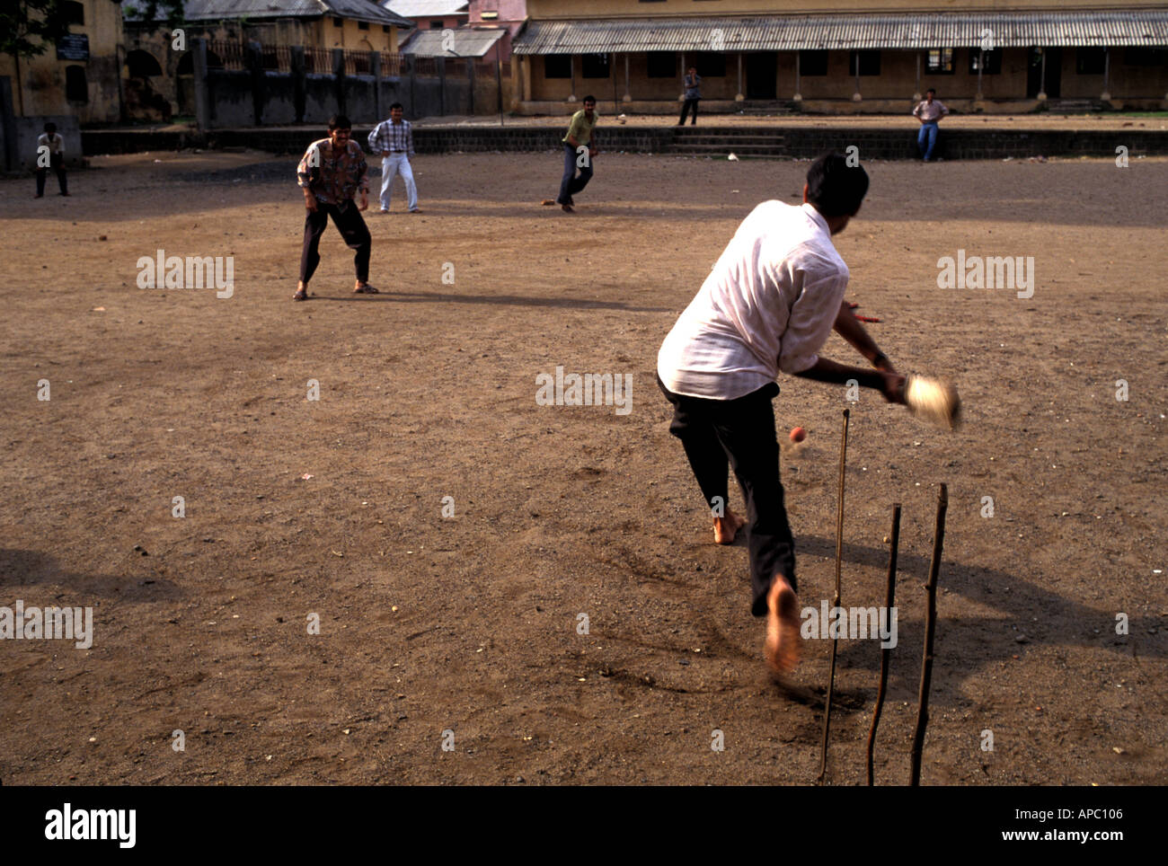 Cricket bat action hi-res stock photography and images - Alamy