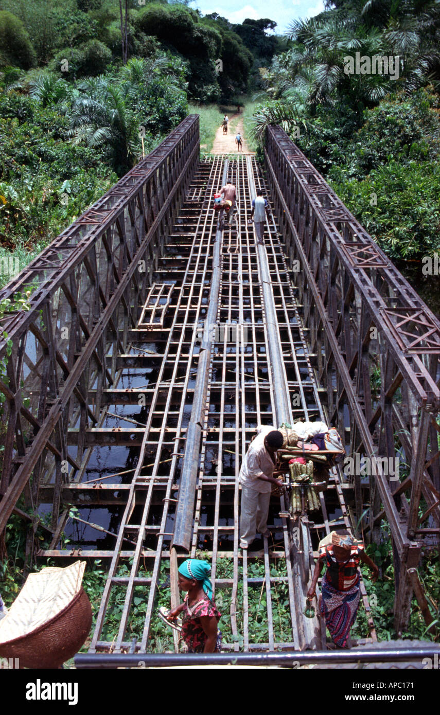 River congo bridge hi-res stock photography and images - Alamy