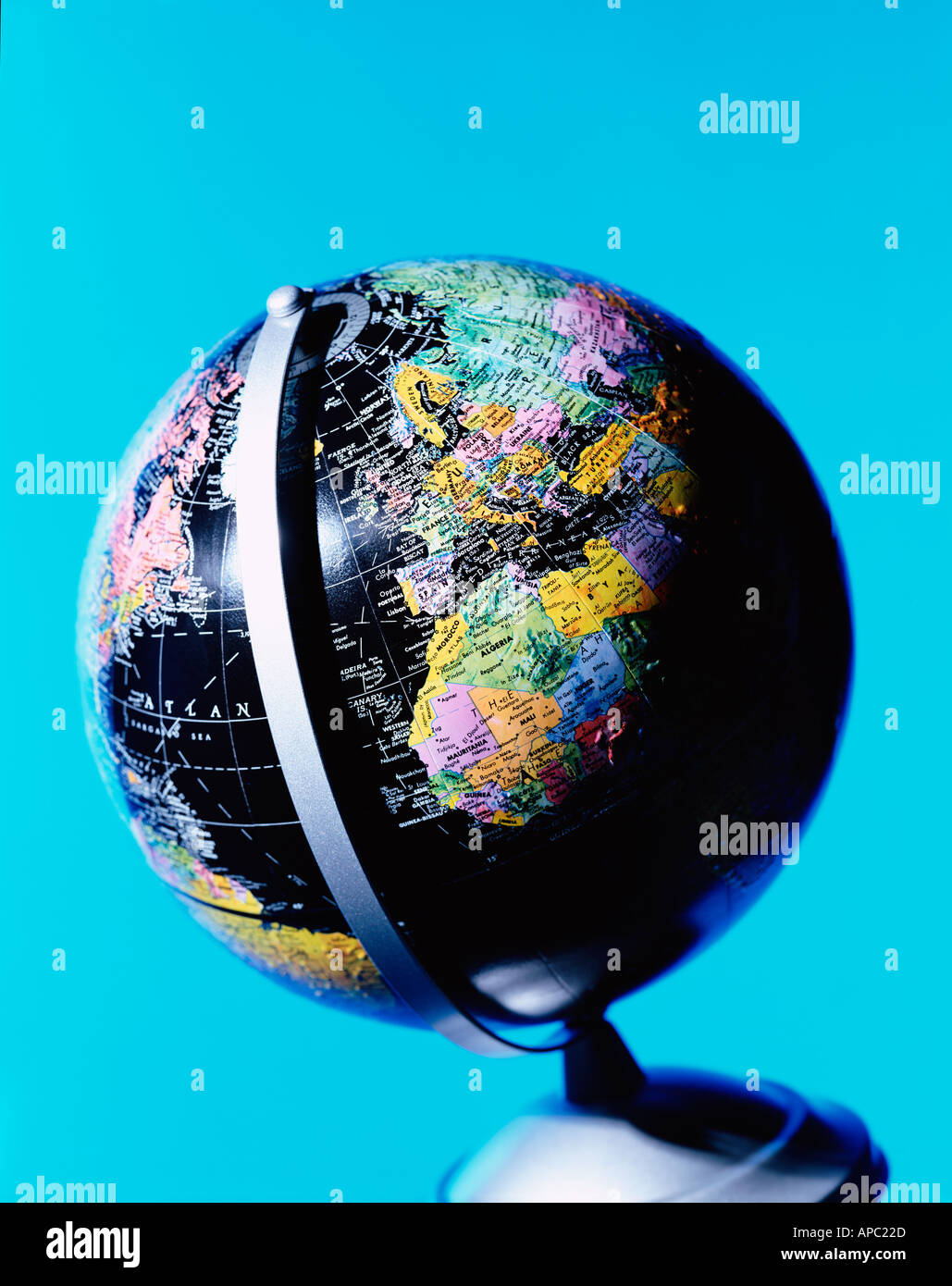 Black globe hi-res stock photography and images - Alamy