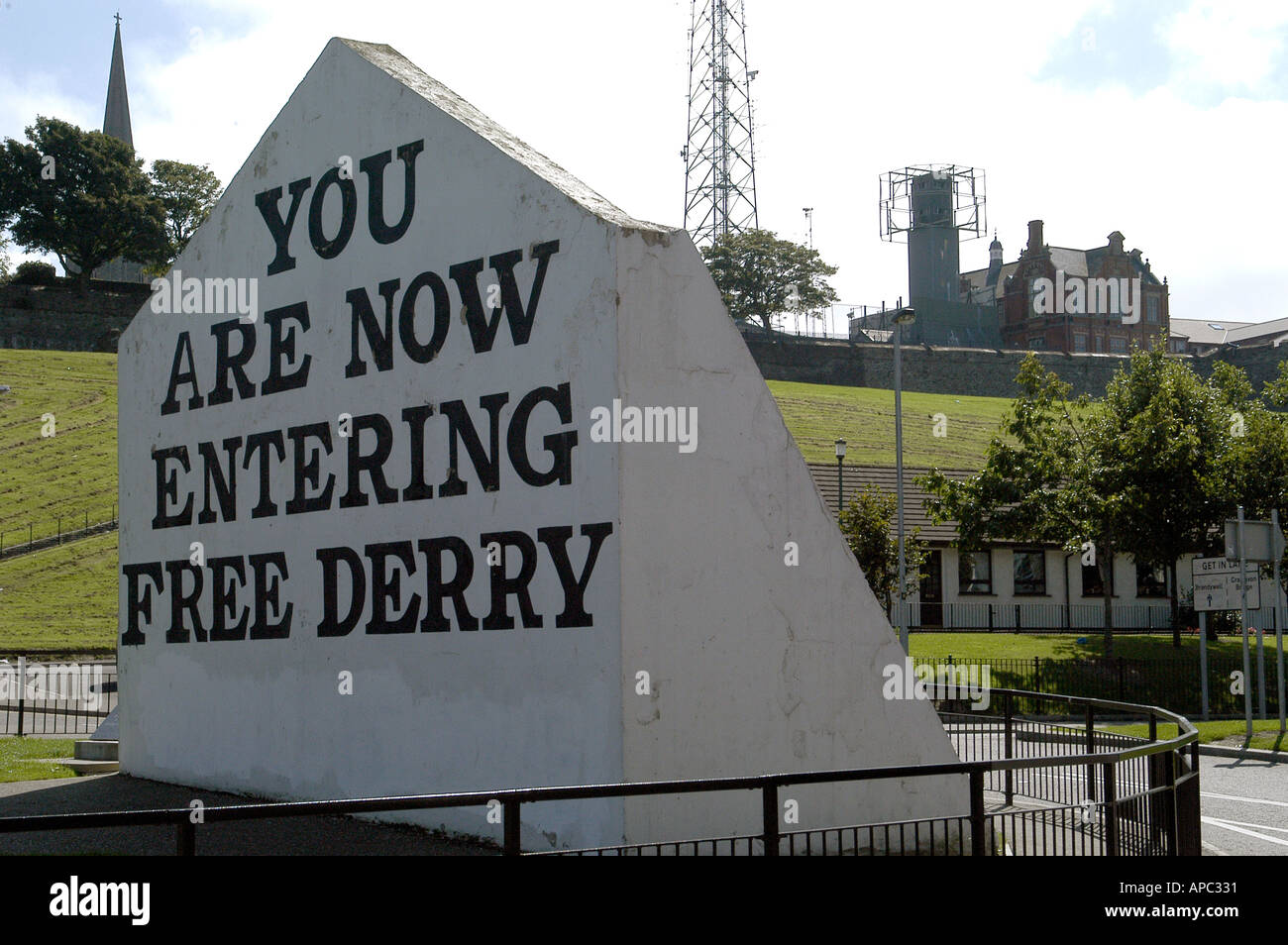 Free derry corner and murals hi-res stock photography and images - Alamy