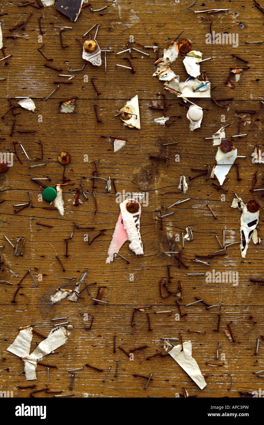 Scraps of paper hi-res stock photography and images - Alamy