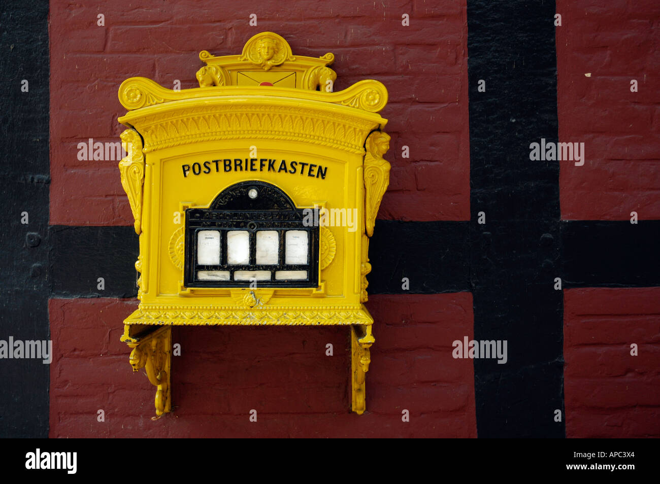 Castle mailboxes hi-res stock photography and images - Alamy