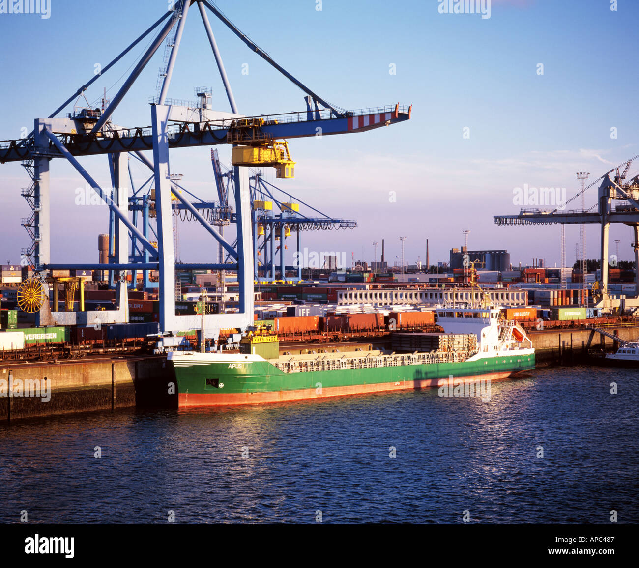 Zeebrugge ferry hi-res stock photography and images - Alamy
