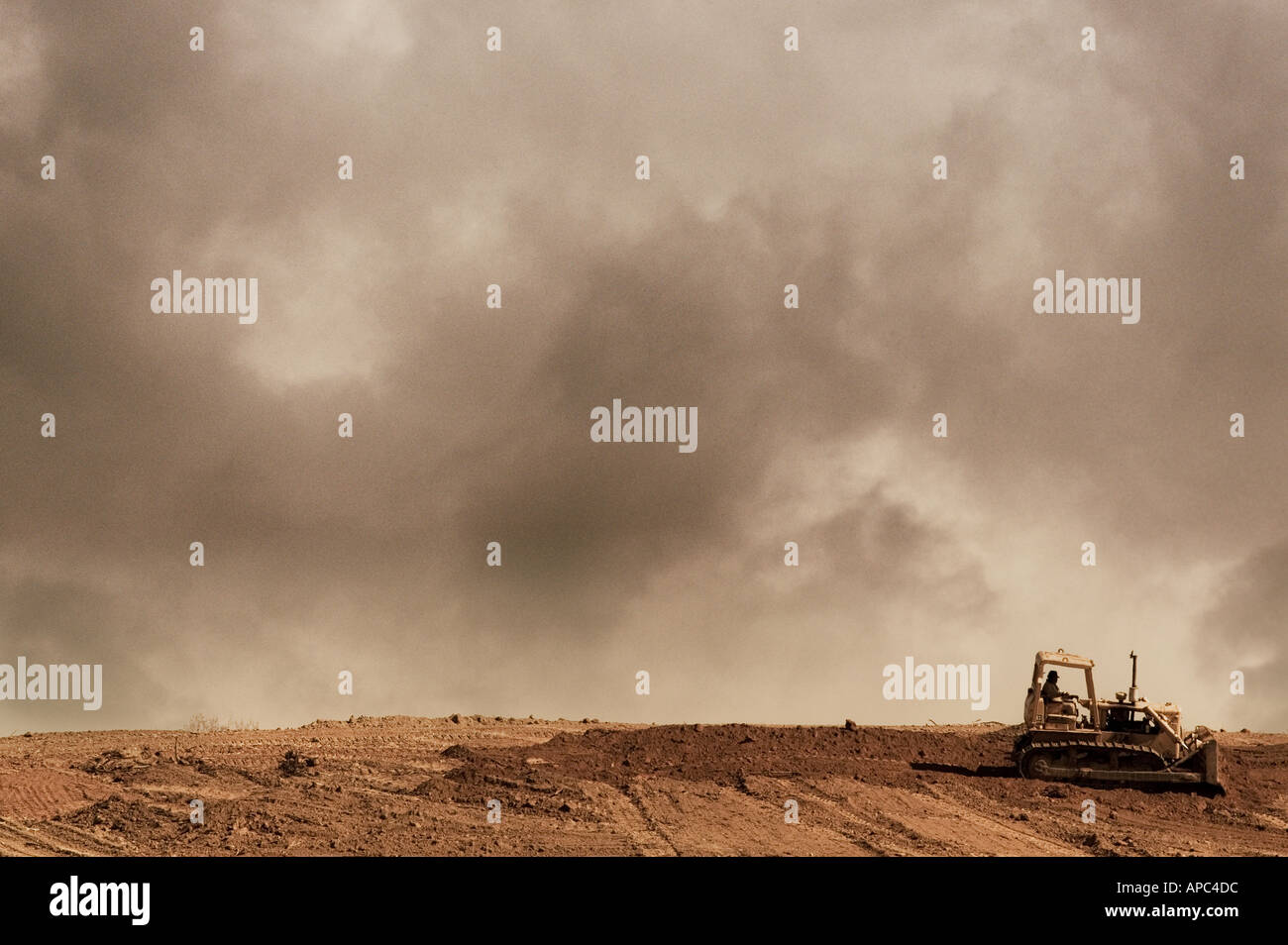 Amber dust hi-res stock photography and images - Alamy