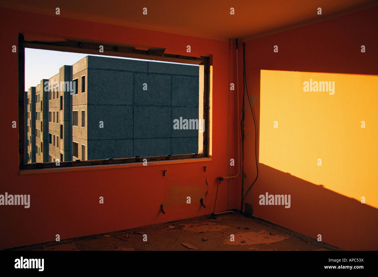 Inside a wrecked building hi-res stock photography and images - Alamy