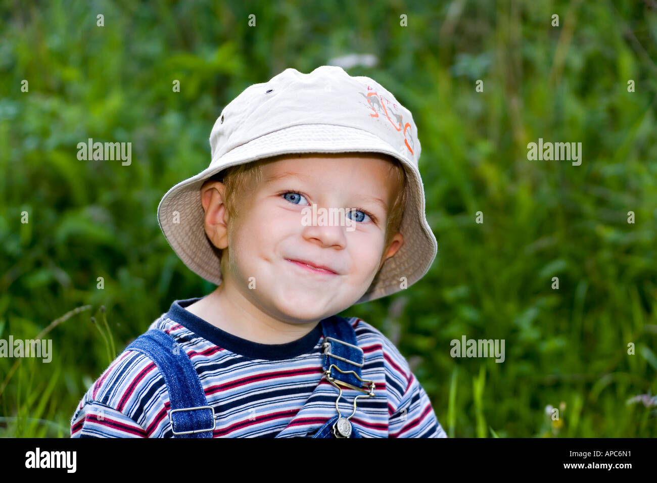 Slouch hat hi-res stock photography and images - Alamy