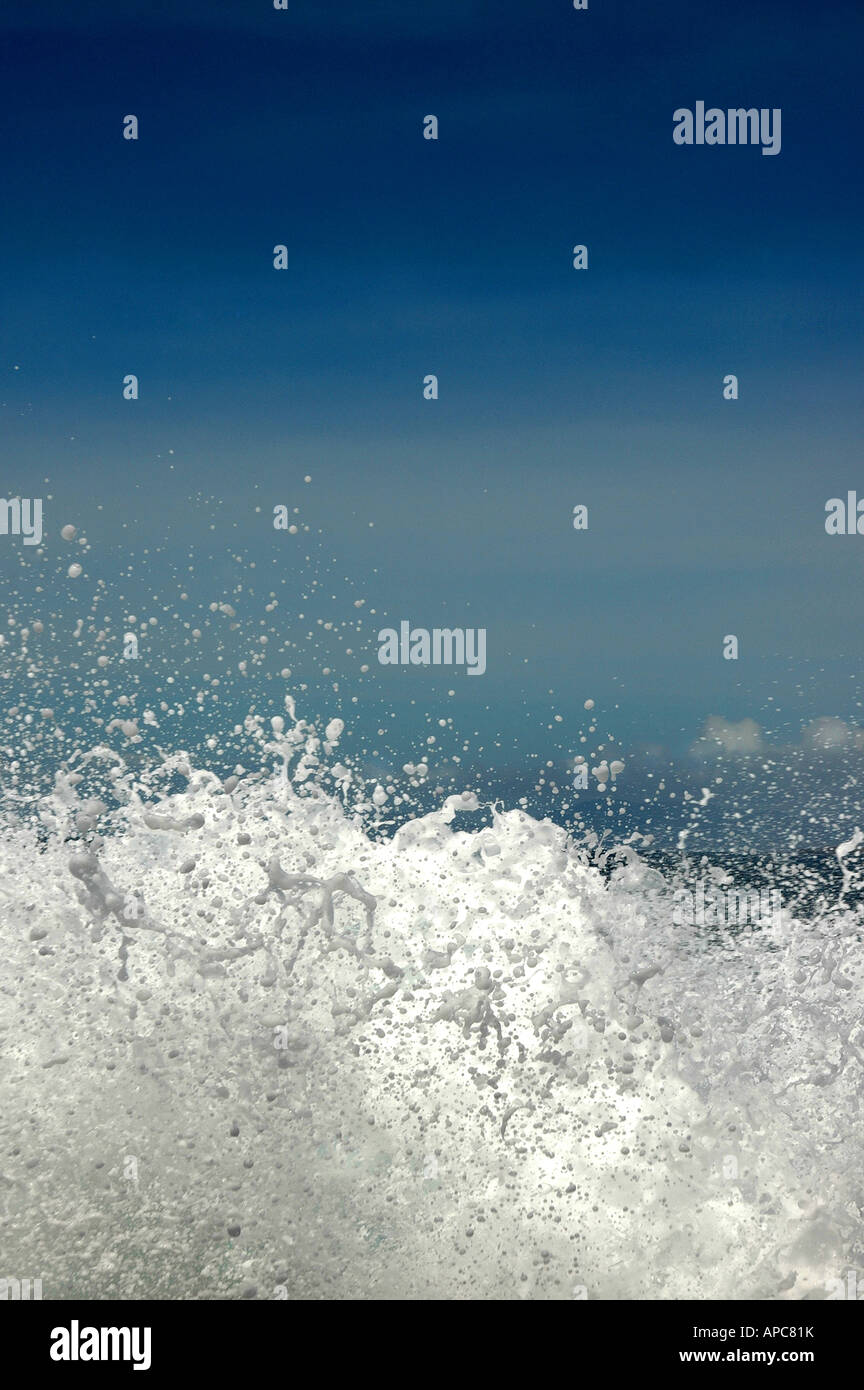 Wave burst hi-res stock photography and images - Alamy