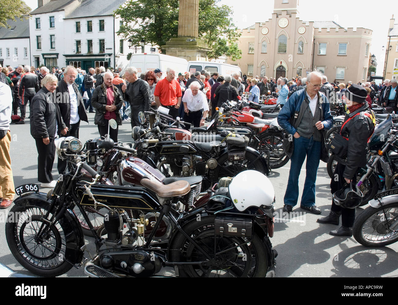 Older men in leather hi-res stock photography and images - Alamy