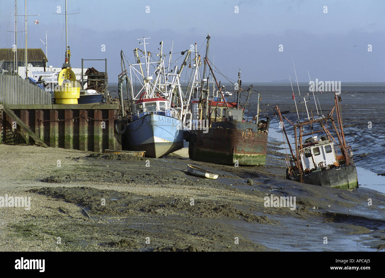 Fishing boats at on low tide, Southend-on-Sea Stock Photo - Alamy