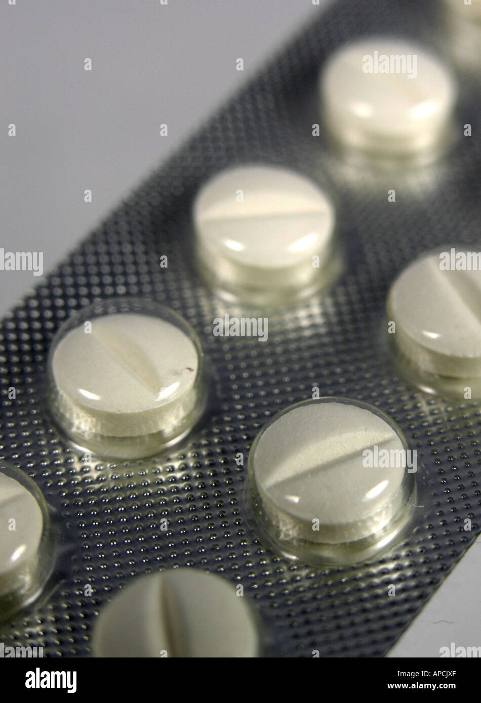 Tablets in blister pack Stock Photo - Alamy