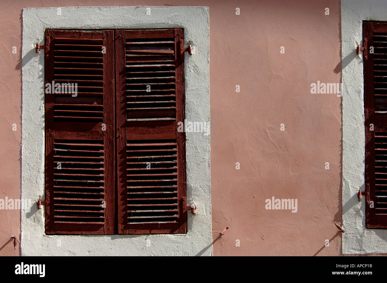 White louvre shutters hi-res stock photography and images - Alamy