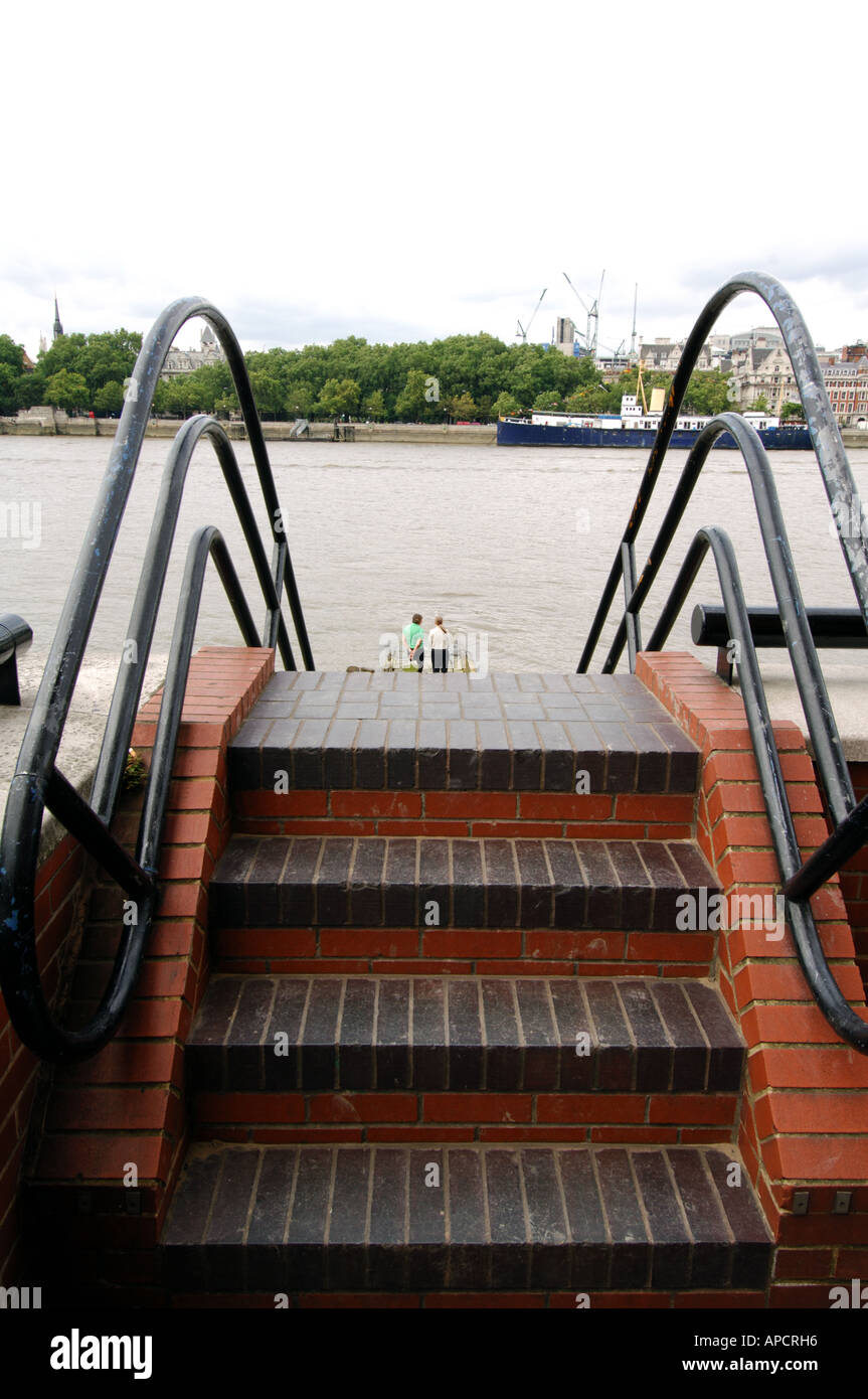 Modern steps london skyline hi-res stock photography and images - Alamy