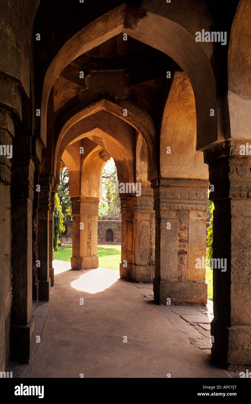 Octagonal Mughal garden tomb of Sikander Lodi, Lodi Gardens, New Delhi ...