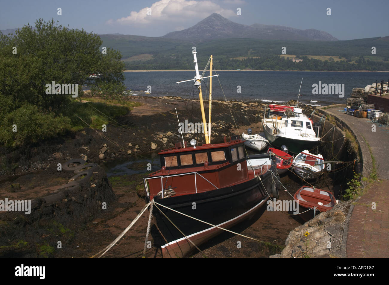 Brodick Harbour Isle of Arran Stock Photo - Alamy