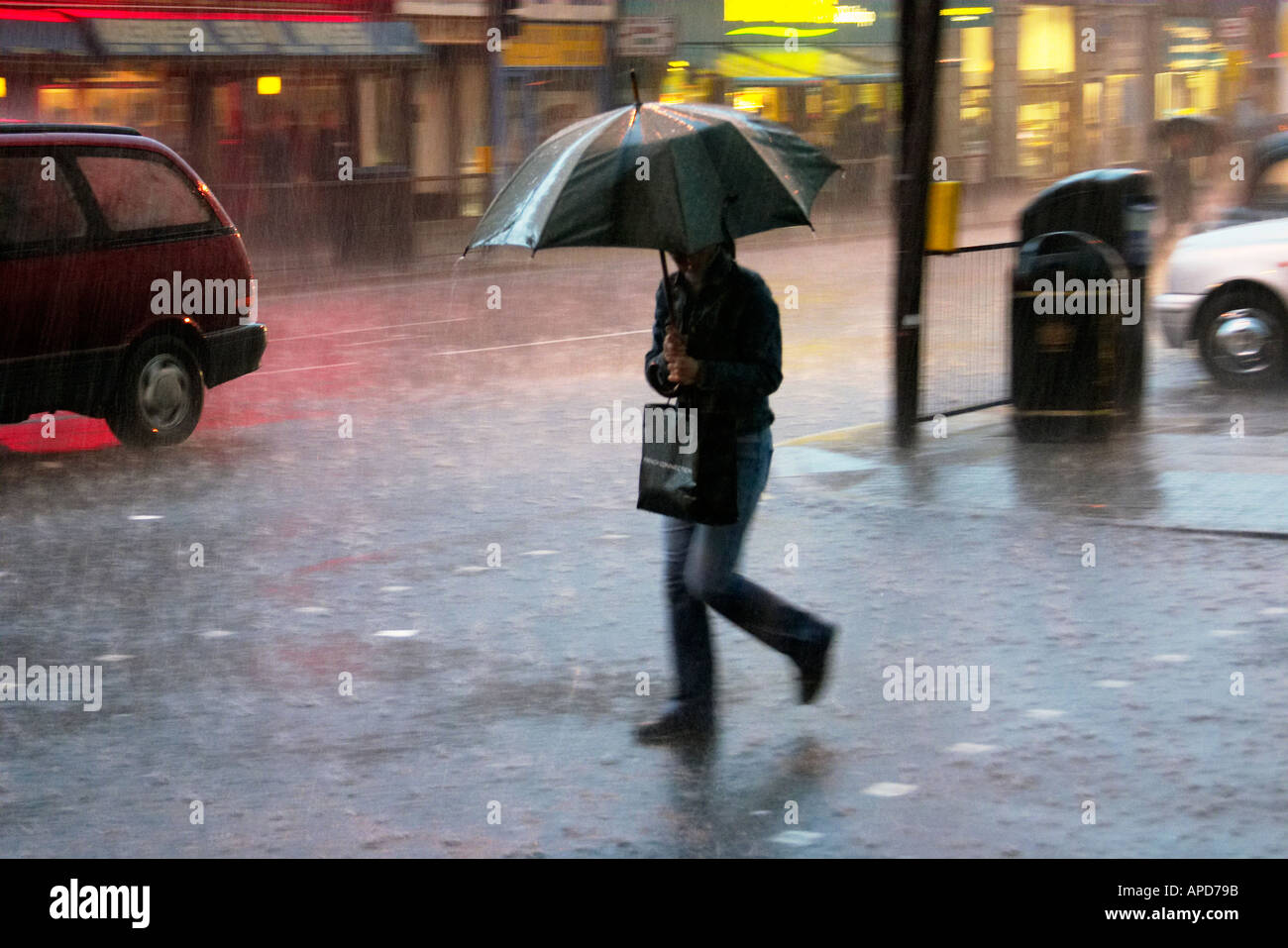 London girl umbrella hi-res stock photography and images - Alamy