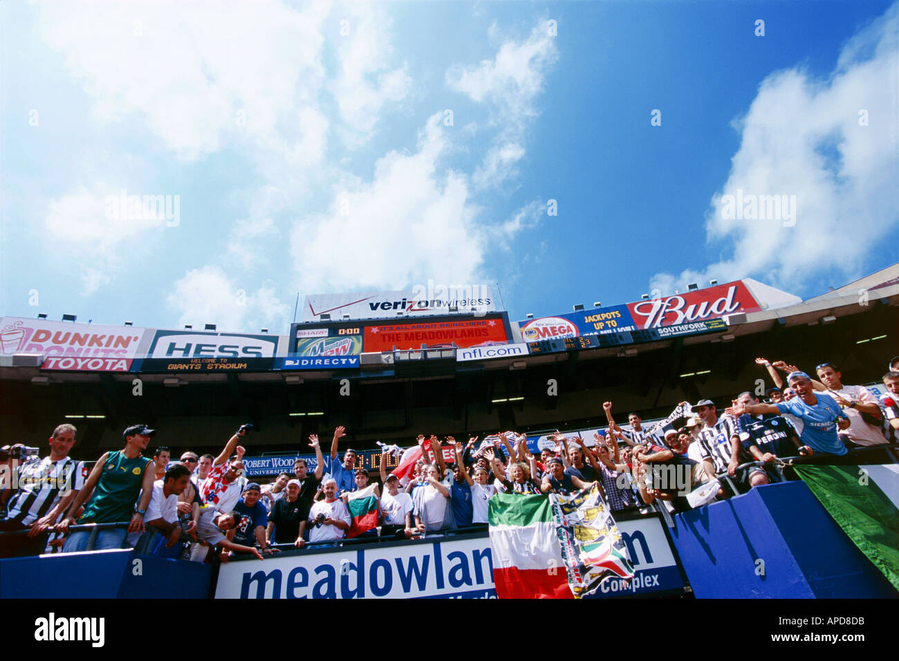 Crowd spectator standing playing sport competition hi-res stock ...
