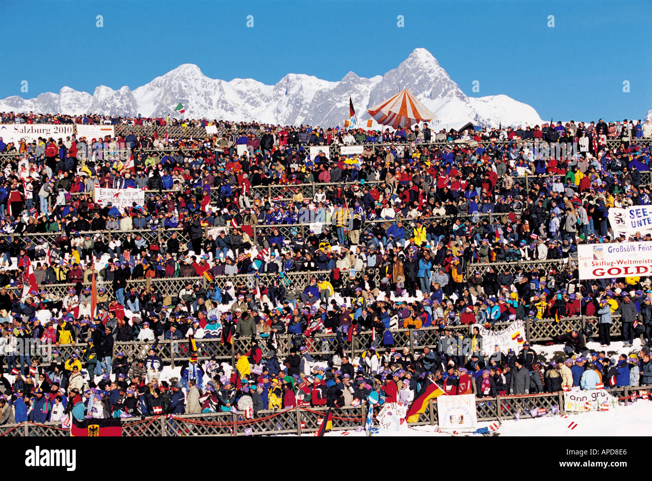 Crowd spectator standing playing sport competition hi-res stock ...