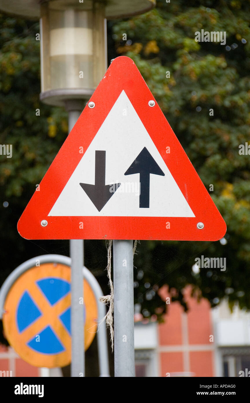 Two Way Street Sign Stock Photo - Alamy