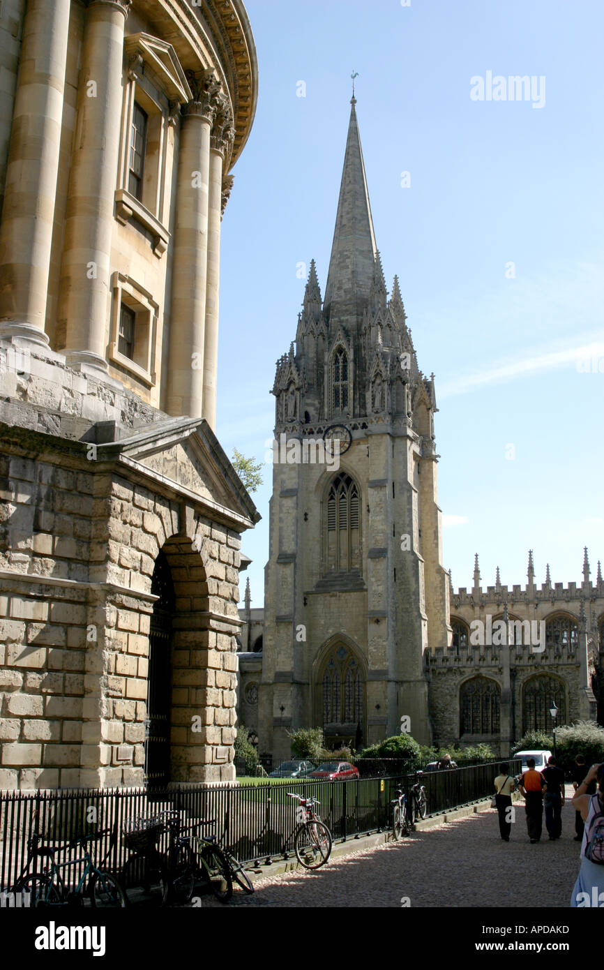 Radcliffe Camera and ST Mary's Church in Oxford Stock Photo - Alamy Radcliffe Camera and ST Mary's Church in Oxford Stock Photo - Alamy
