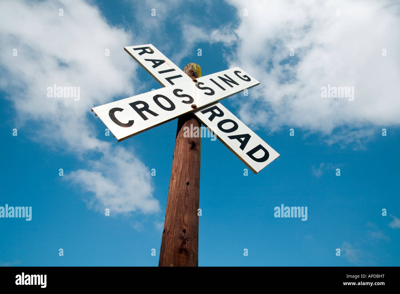 Railroad crossing warning sign in rural South Carolina Stock Photo - Alamy