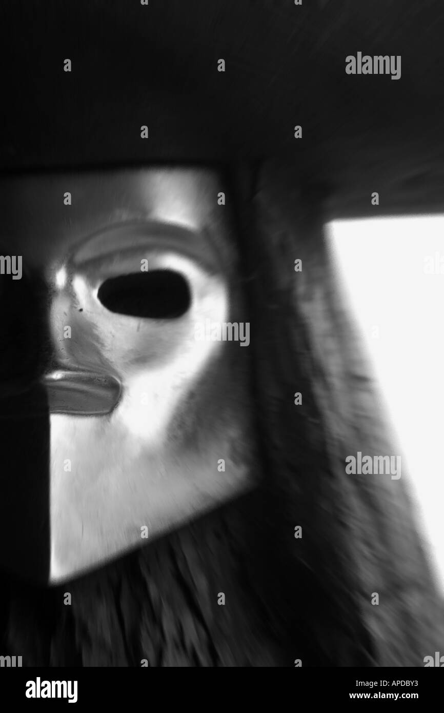 Don Ottavio masked face statue by British artist Philip Jackson ...