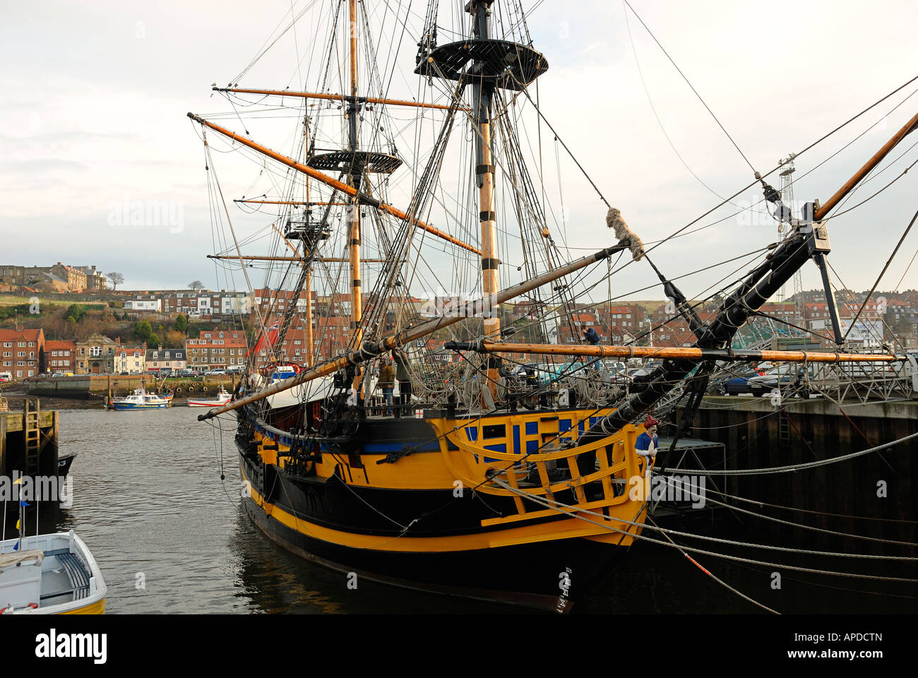 Sixth rate frigate hi-res stock photography and images - Alamy