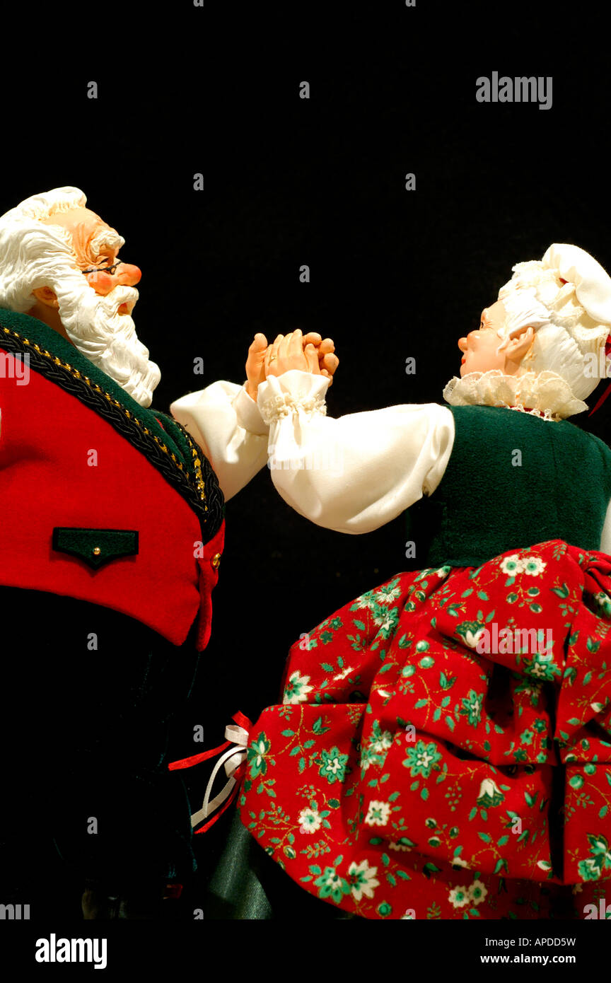 Holiday Still Life. Simpich Character Dolls O' Be Joyful, limited ...