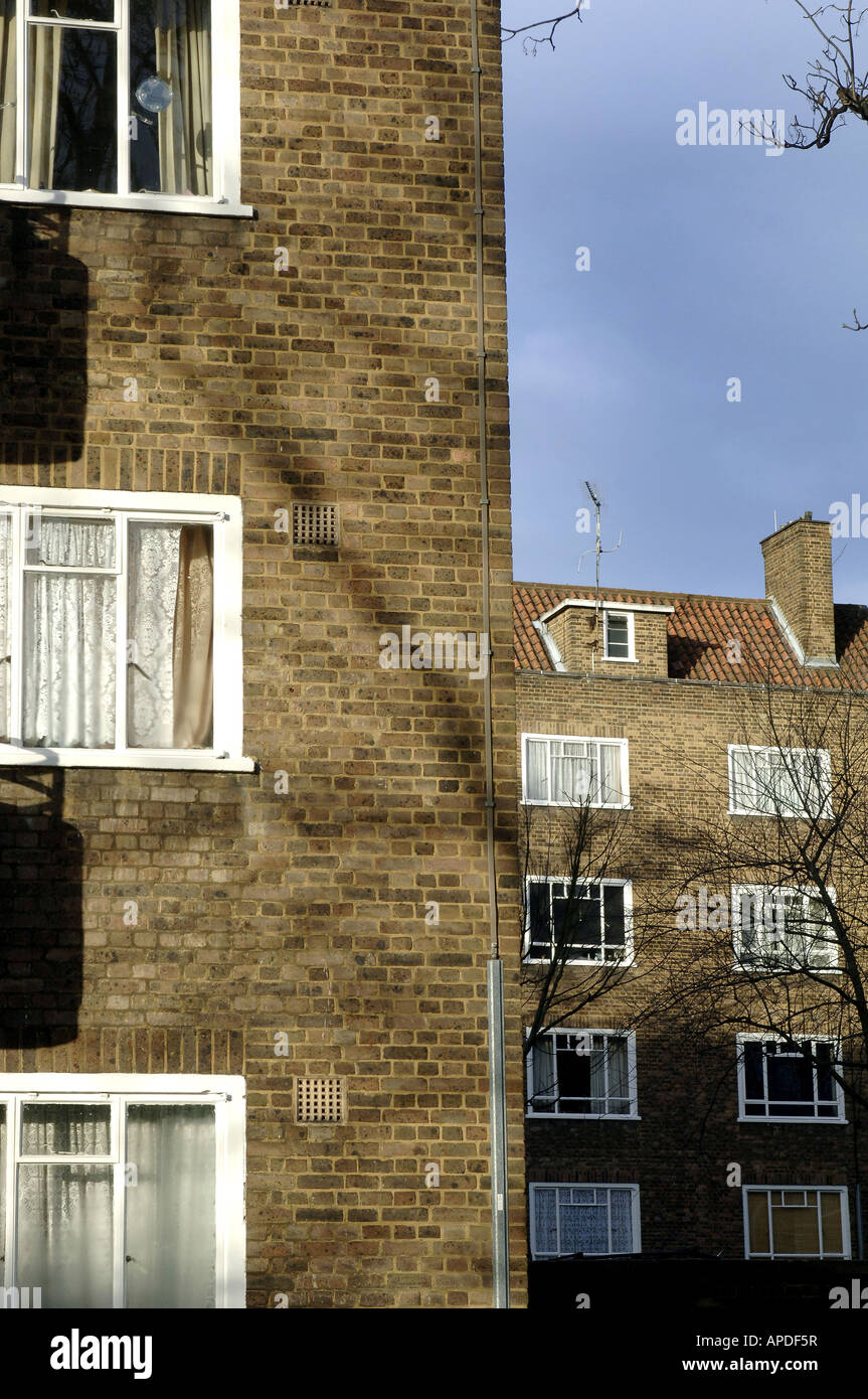 Housing block london hi-res stock photography and images - Alamy