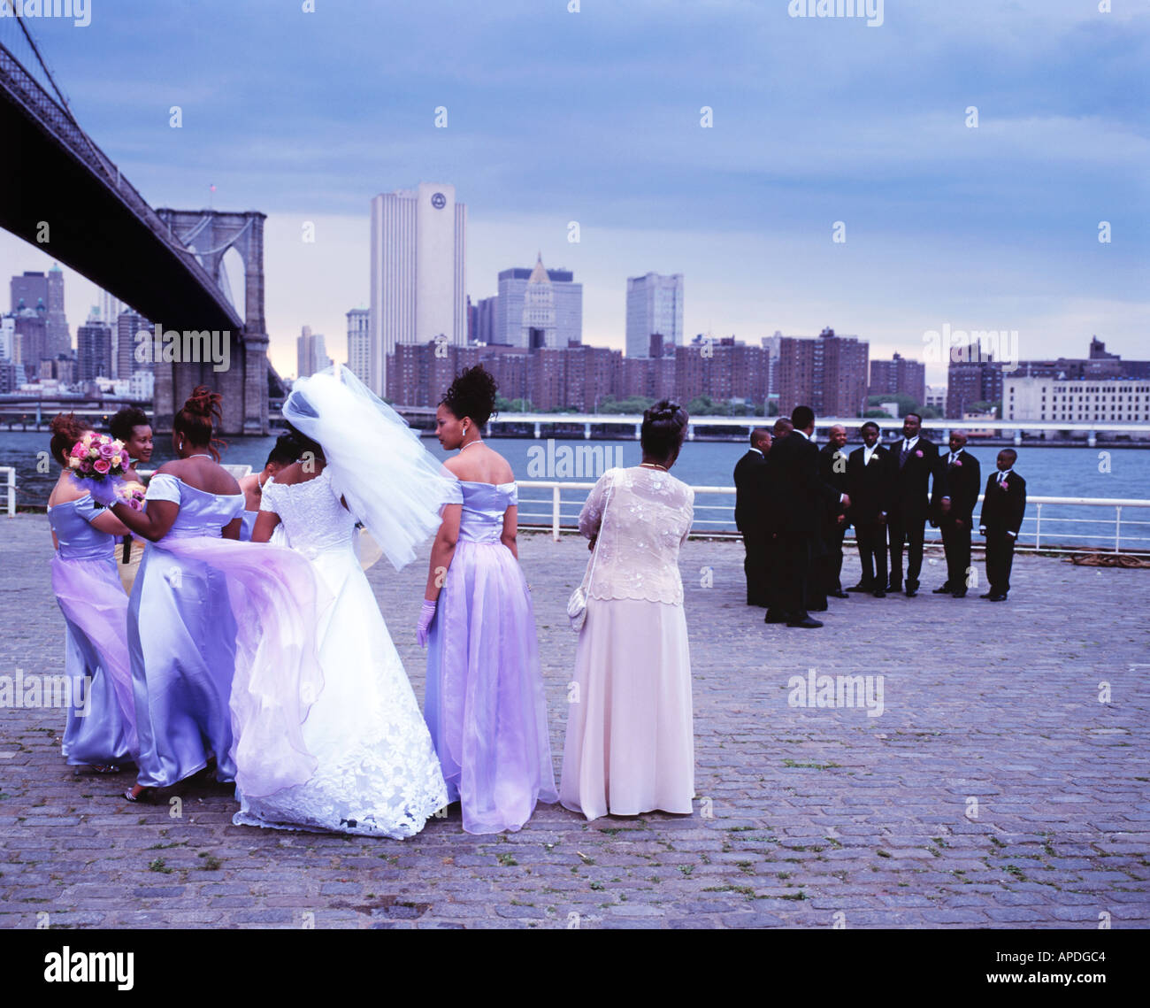 Wedding dress new york hi-res stock photography and images - Alamy