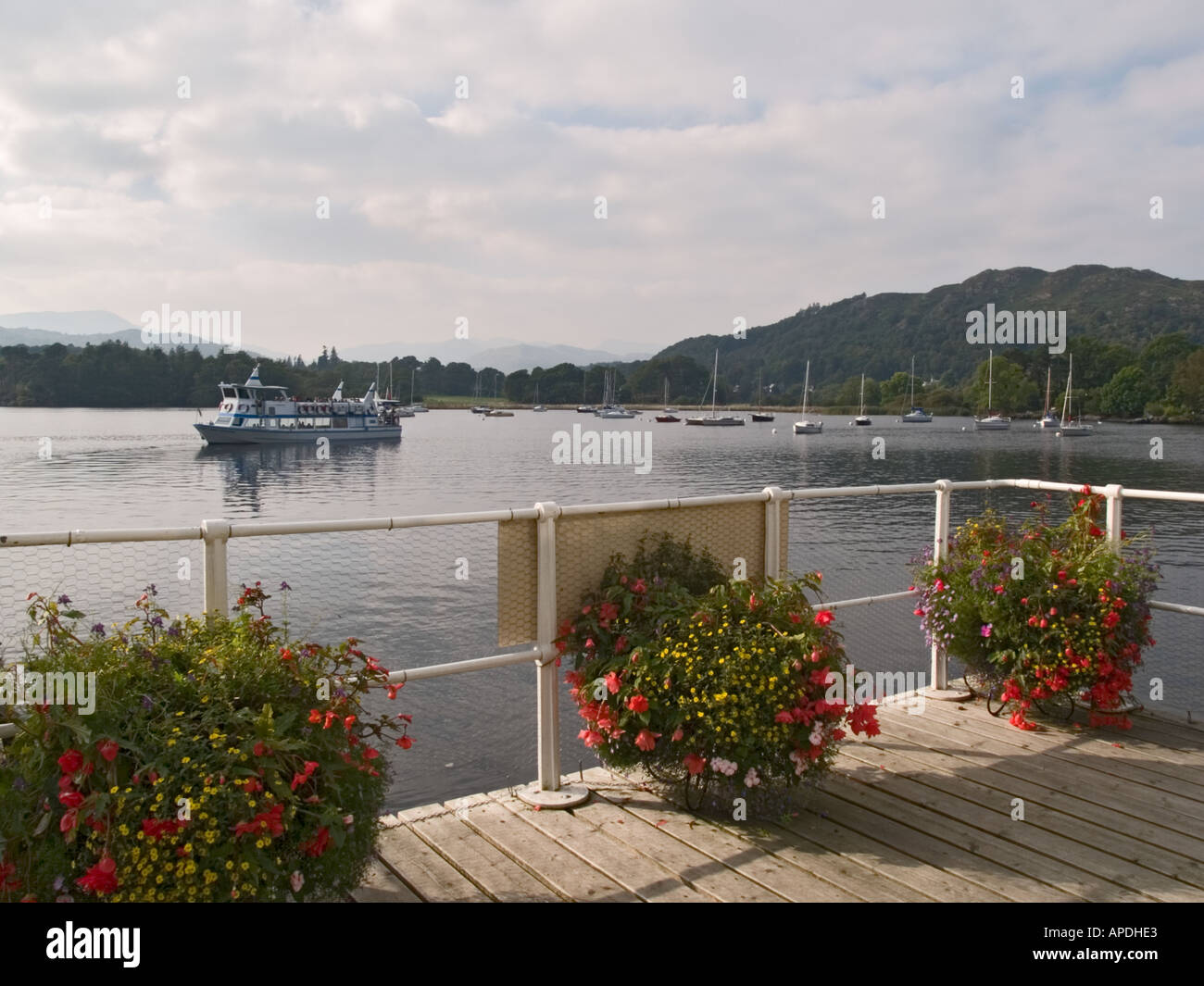 WINDERMERE from WATERHEAD PIER in Lake District National Park Ambleside ...