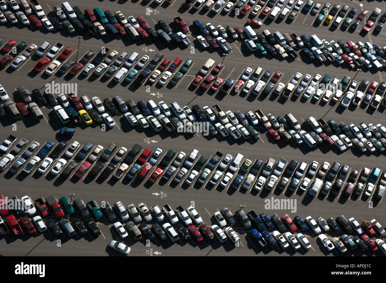 aerial crowded parking lot Stock Photo - Alamy