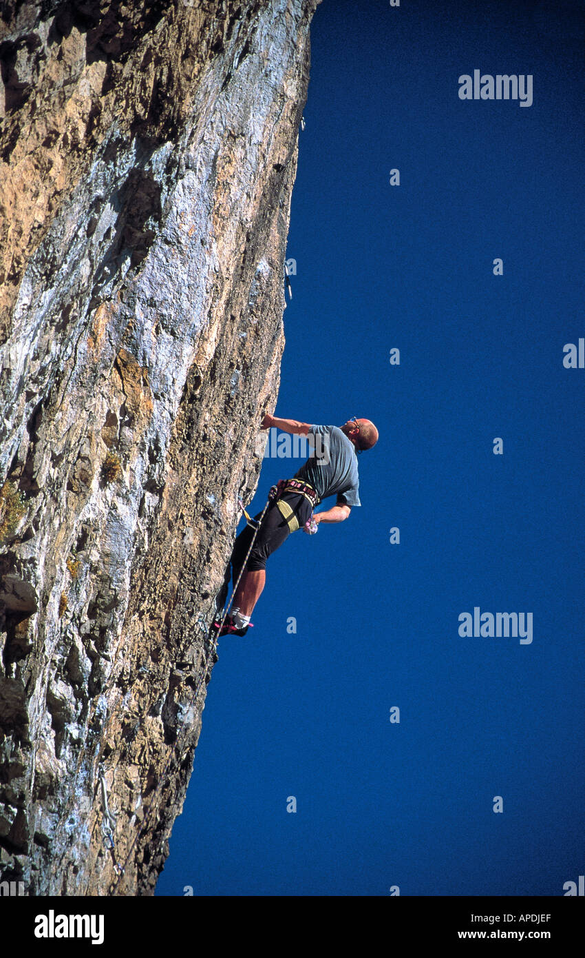 Climber on overhanging wall of Osp Stock Photo - Alamy