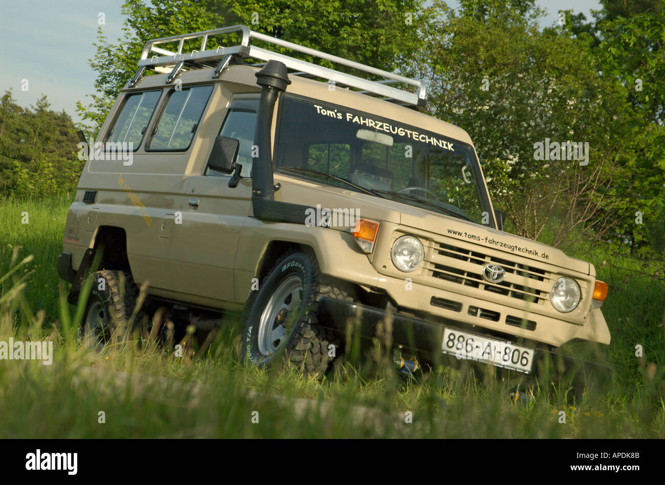 Heavy duty landcruiser hi-res stock photography and images - Alamy