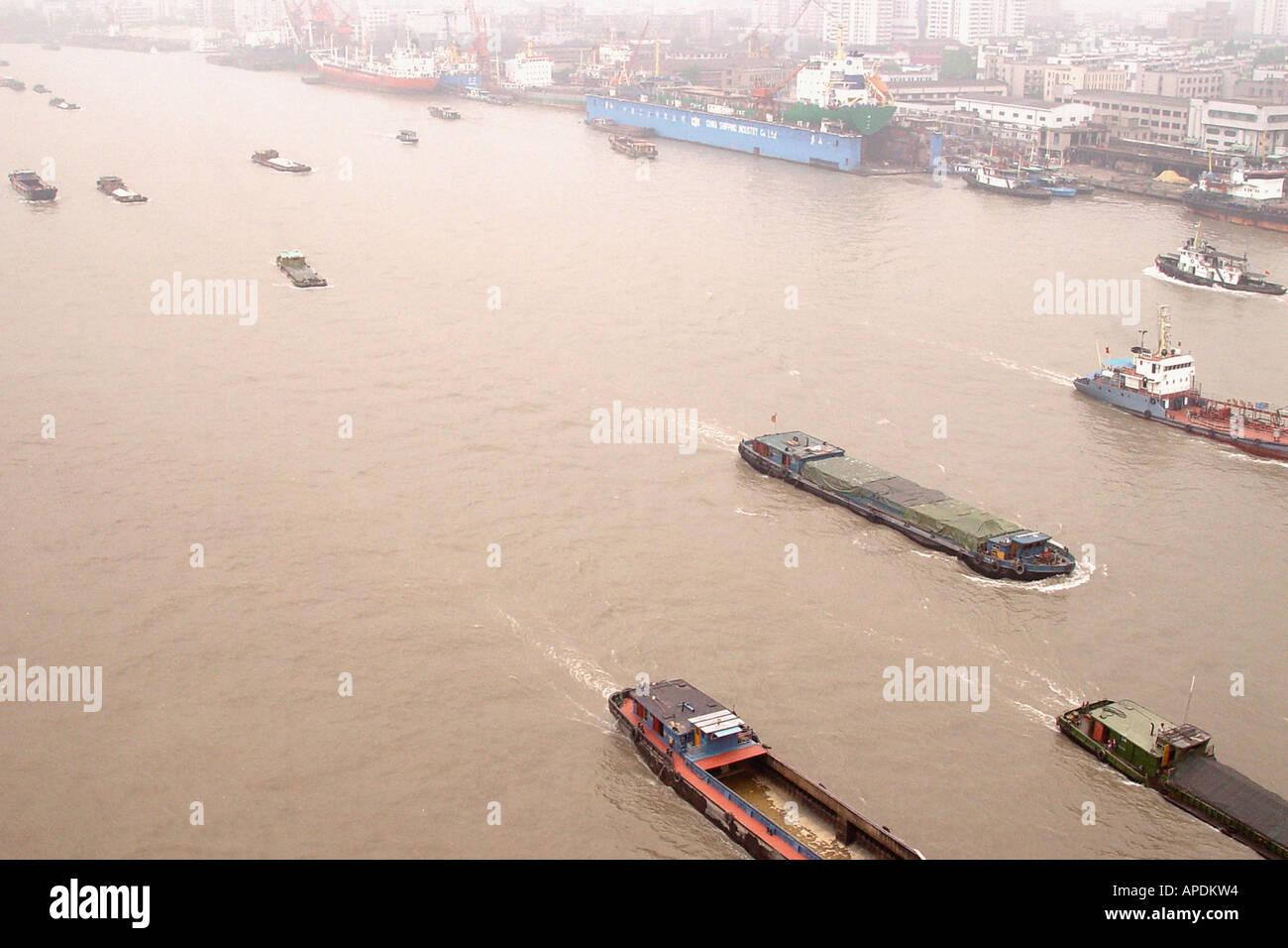 River traffic, Shanghai China Stock Photo - Alamy