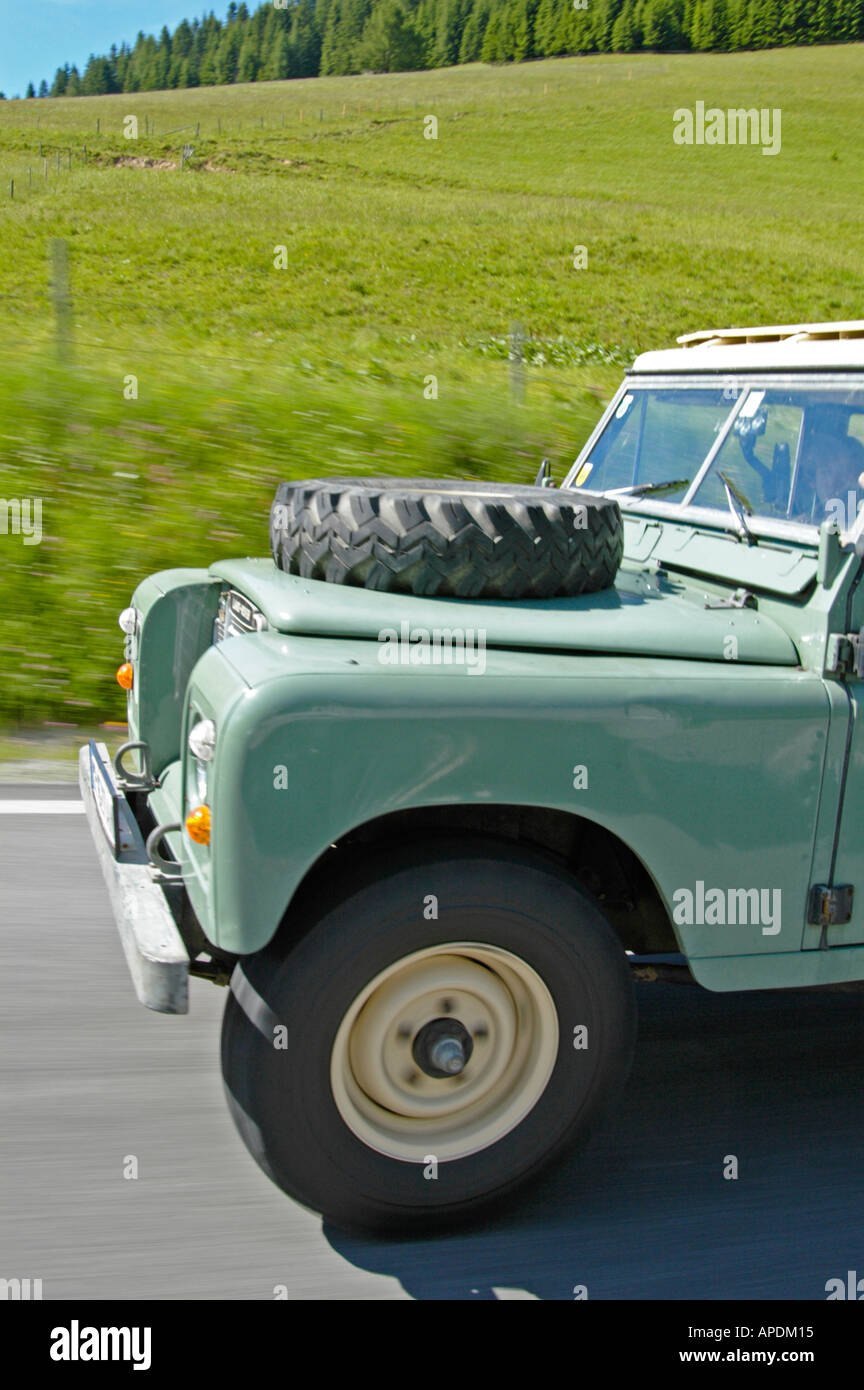 Land rover 109 series hi-res stock photography and images - Alamy