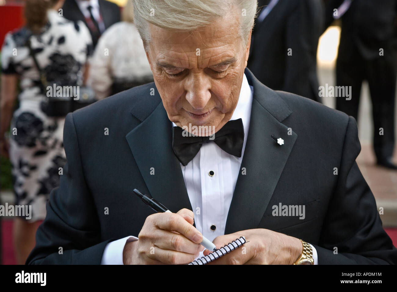 Lloyd Robertson Canadian television host signing autographs Chief ...