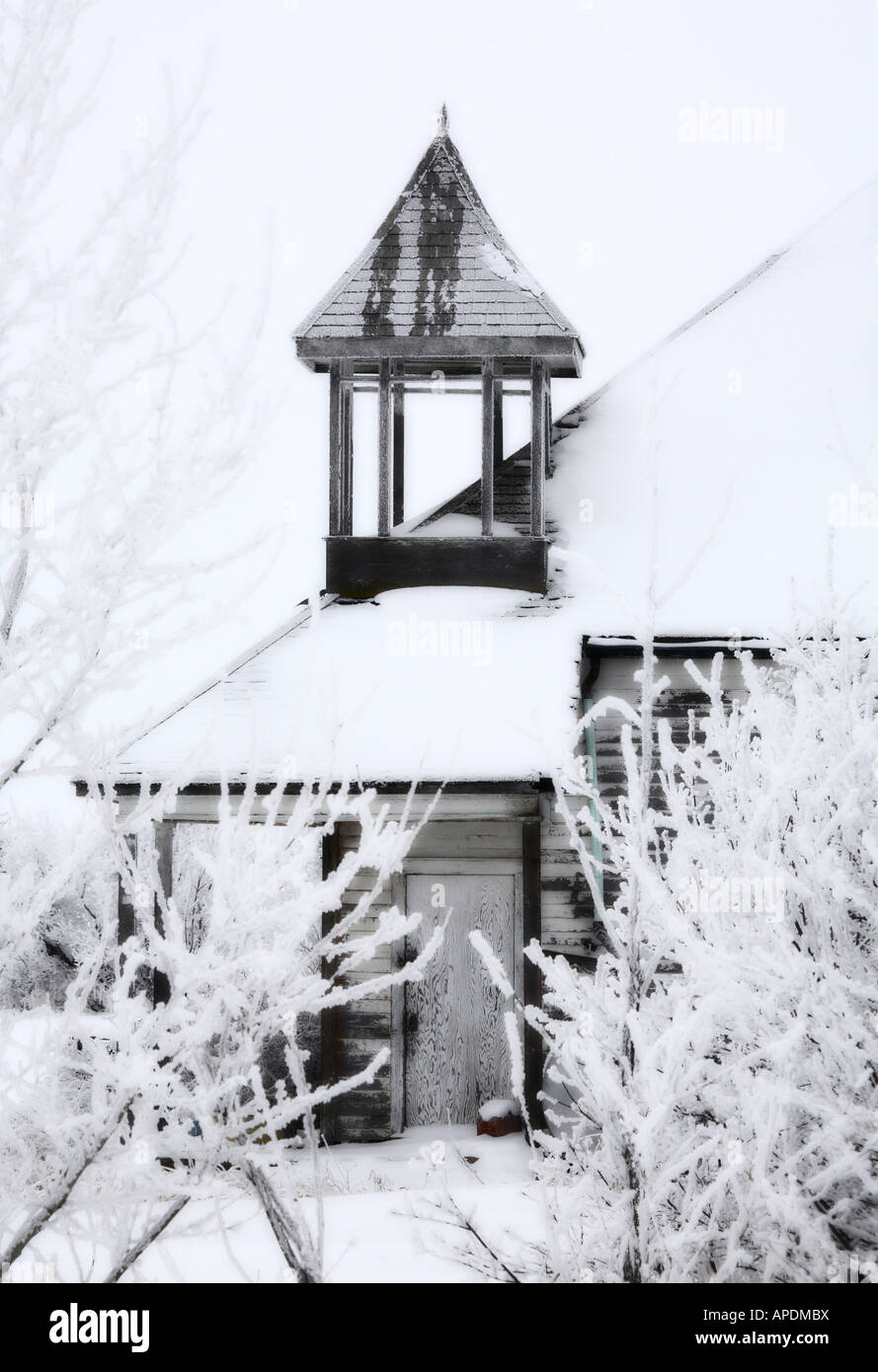 Abandoned school house in winter Stock Photo - Alamy