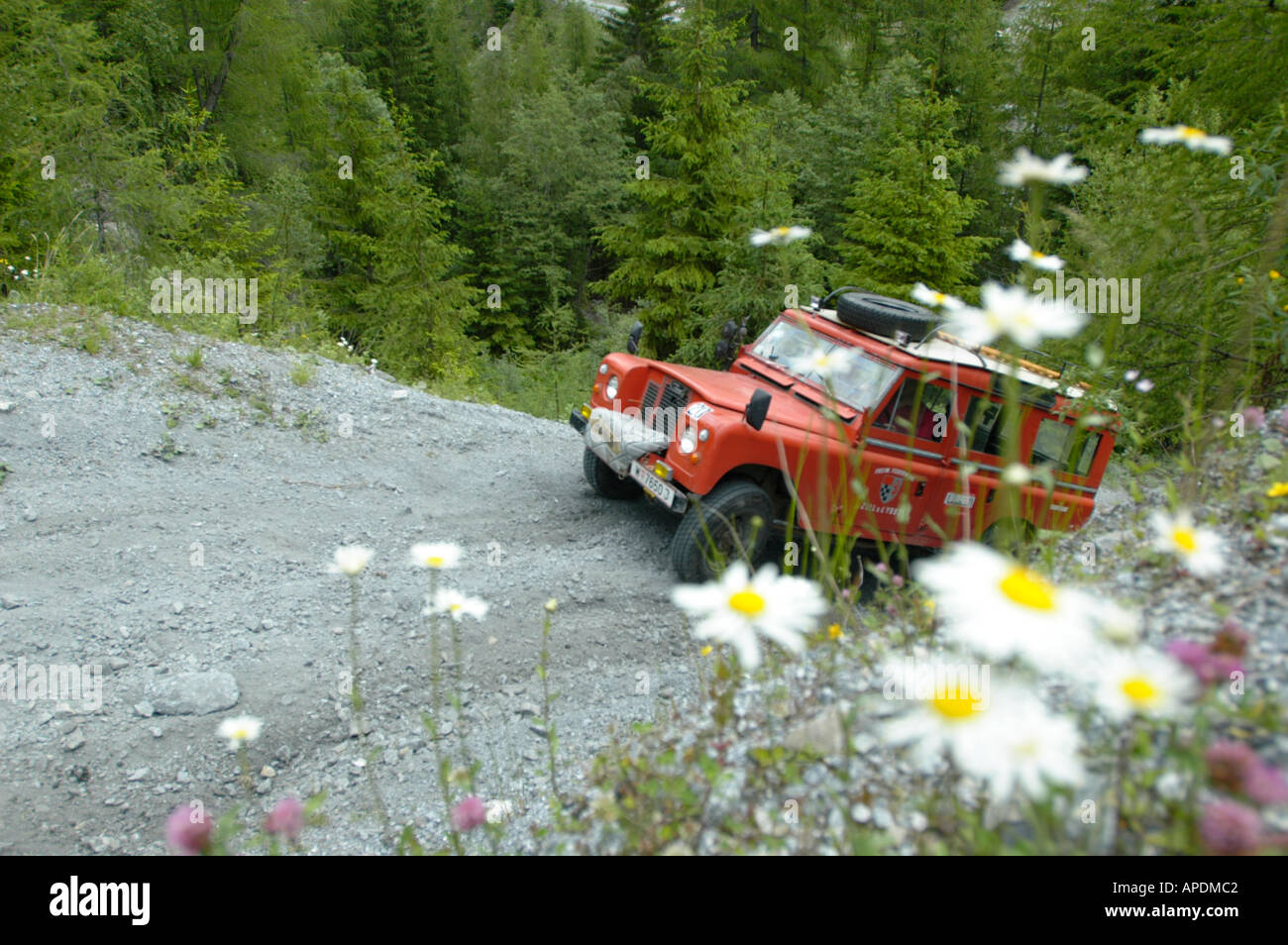 Land Rover Serie 2a 109 Station Wagon LWB as an austrian fire engine ...