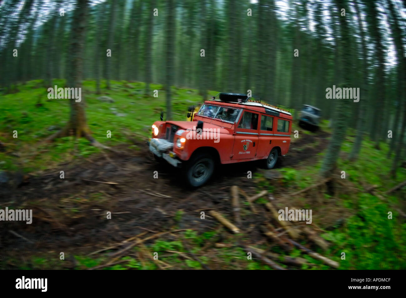 Land Rover Serie 2a 109 Station Wagon LWB as an austrian fire engine ...