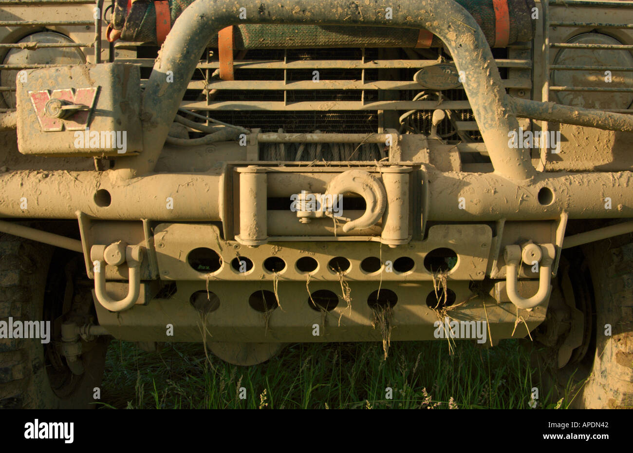 Land Rover Defender in mud Stock Photo - Alamy