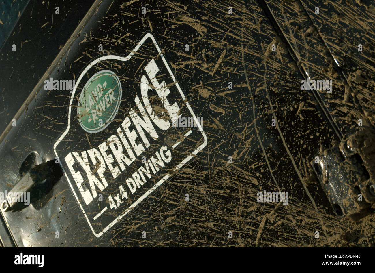 Land rover defender td5 logo hi-res stock photography and images - Alamy