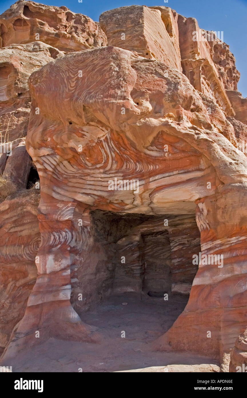 Spectacular coloured, color texture, layers and stripes, Petra ...