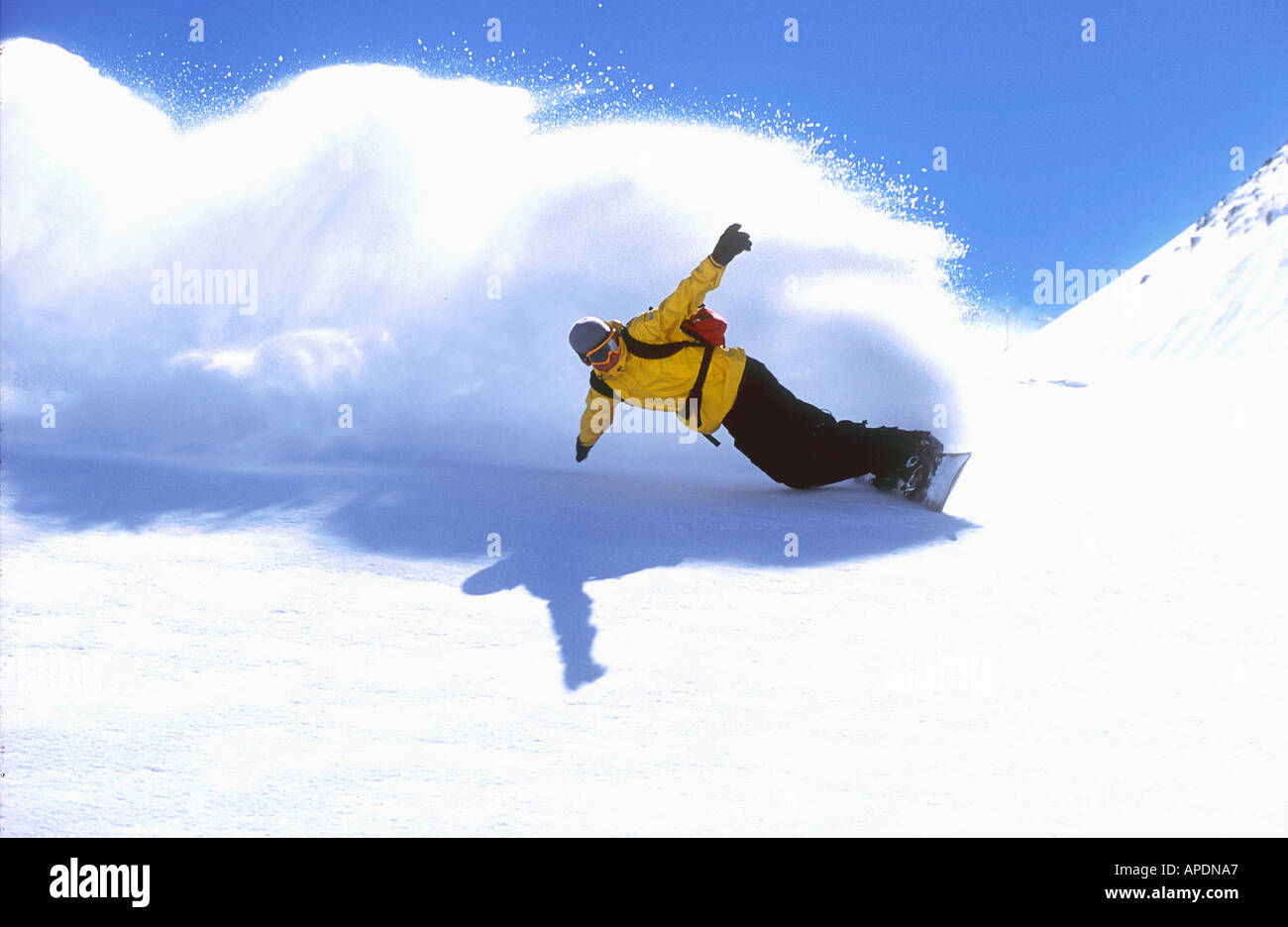 Snowboarding halfpipe hi-res stock photography and images - Alamy