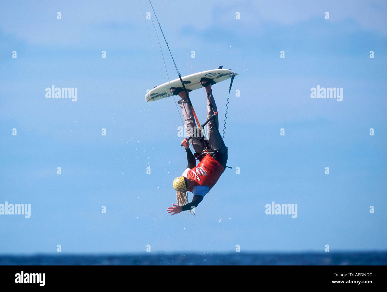 Ben Hanbury kite surfing at Watergate Bay Cornwall UK Stock Photo - Alamy