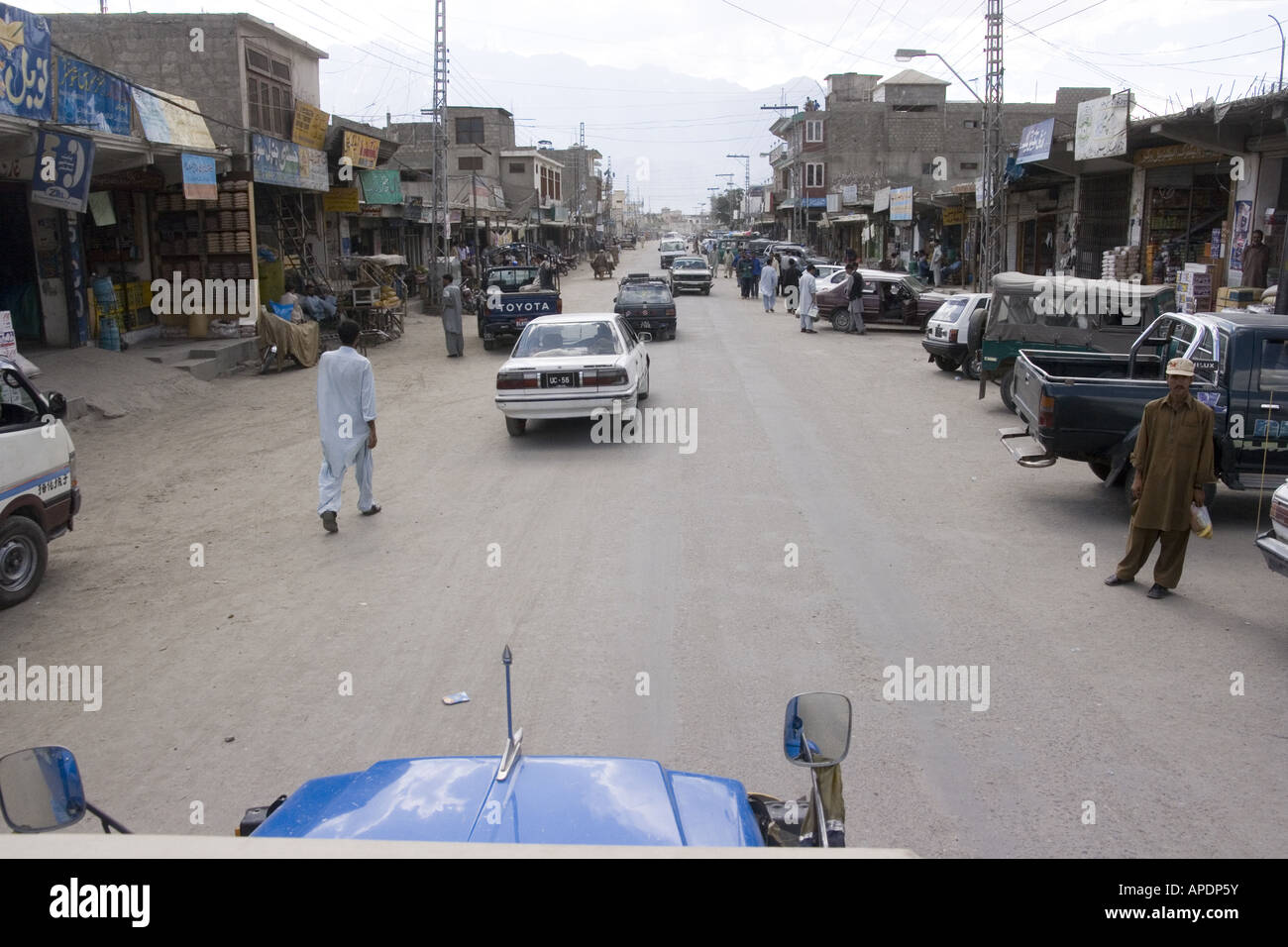 Pakistan street scene hi-res stock photography and images - Alamy