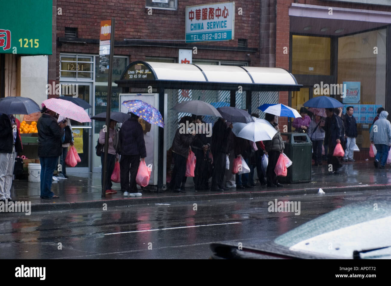 Bus stop rain High Resolution Stock Photography and Images - Alamy
