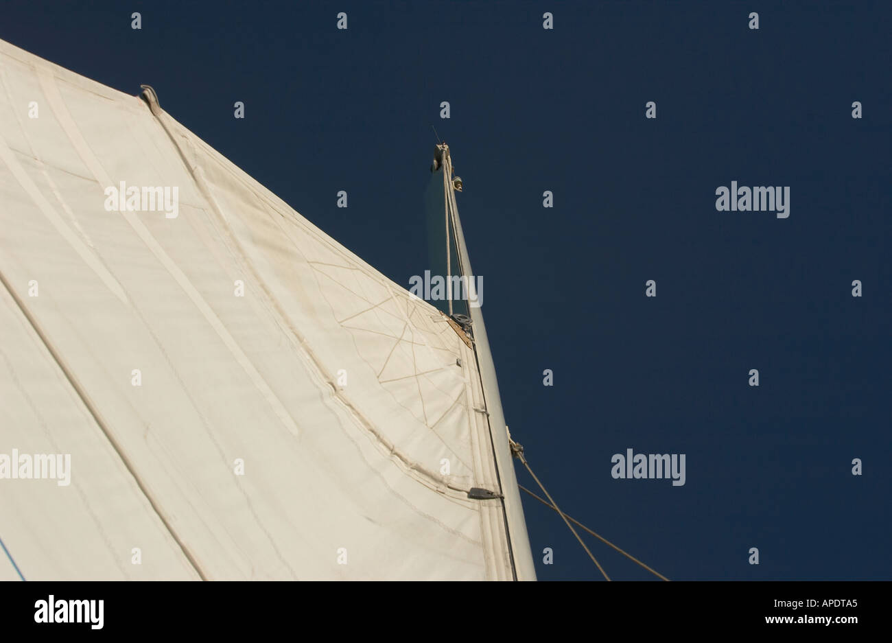 top of the sail and mast of a sailing yacht Stock Photo - Alamy