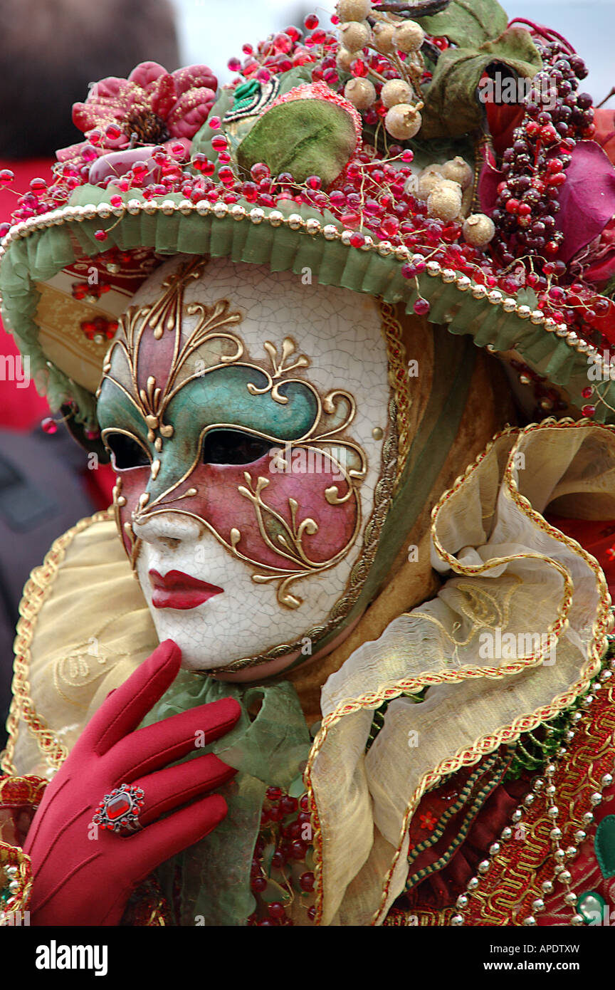 Masked woman at Carnival in Venice, Italy Stock Photo - Alamy