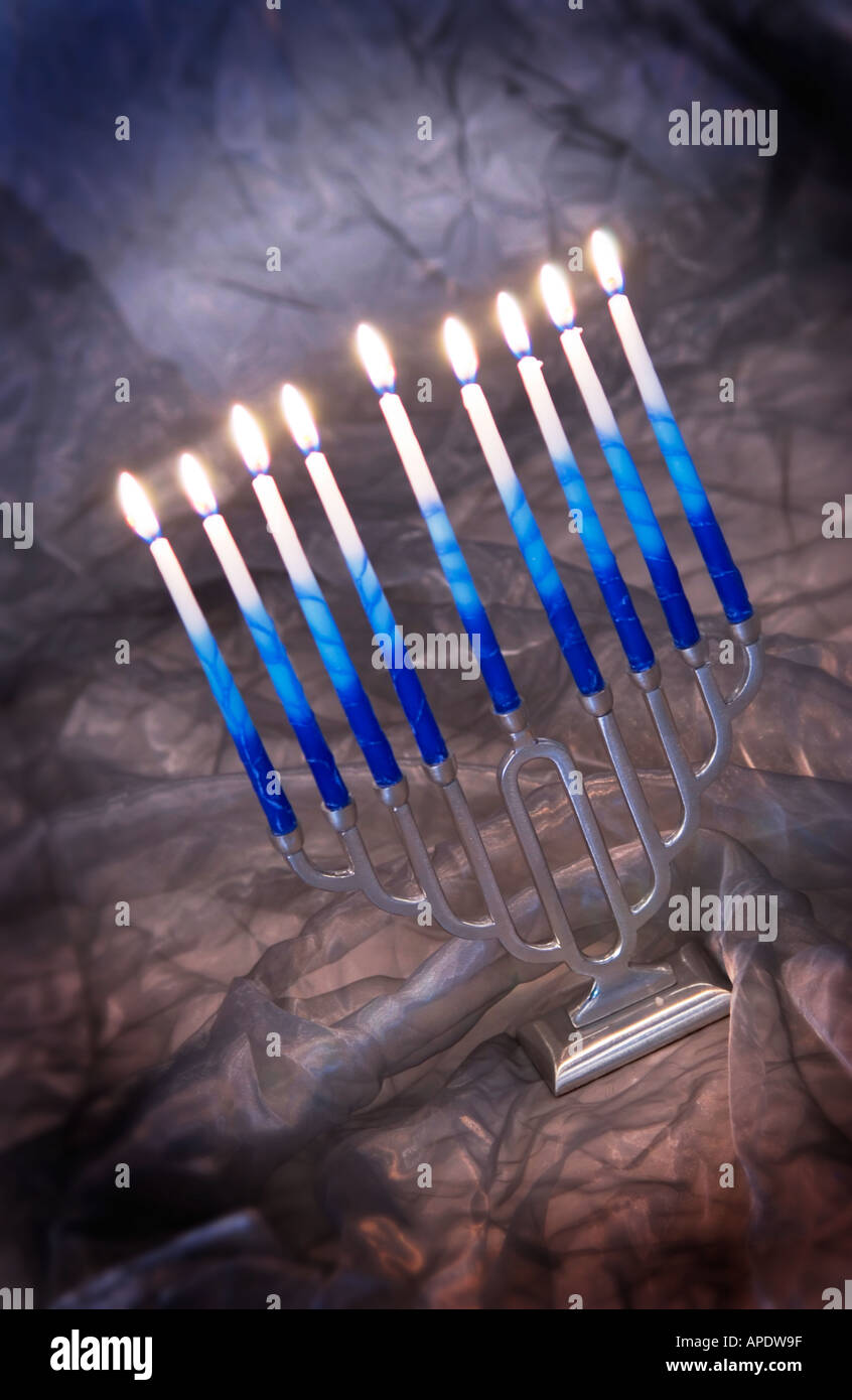 Jewish ritual objects hi-res stock photography and images - Alamy