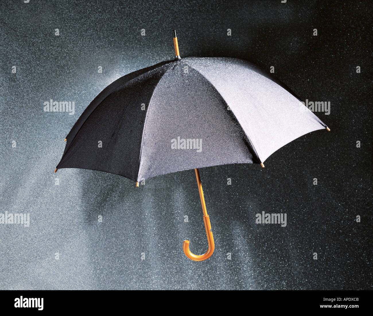 Diagonal graphic panels hi-res stock photography and images - Alamy